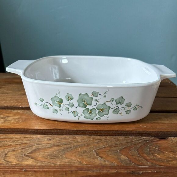 Corningware | Kitchen | Corning Ware Callaway Green Ivy Ab Square 1 ...